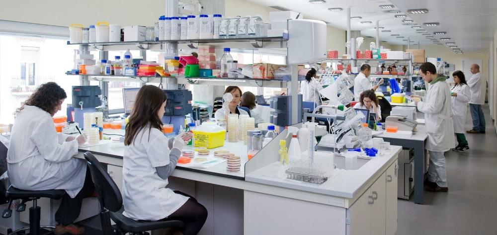 Tres laboratorios de ISGlobal reciben el Bronce en el Programa LEAF - ISGLOBAL